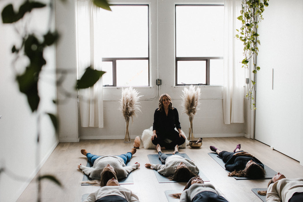 What is Breathwork? We Learn From An Expert – Vitruvi US